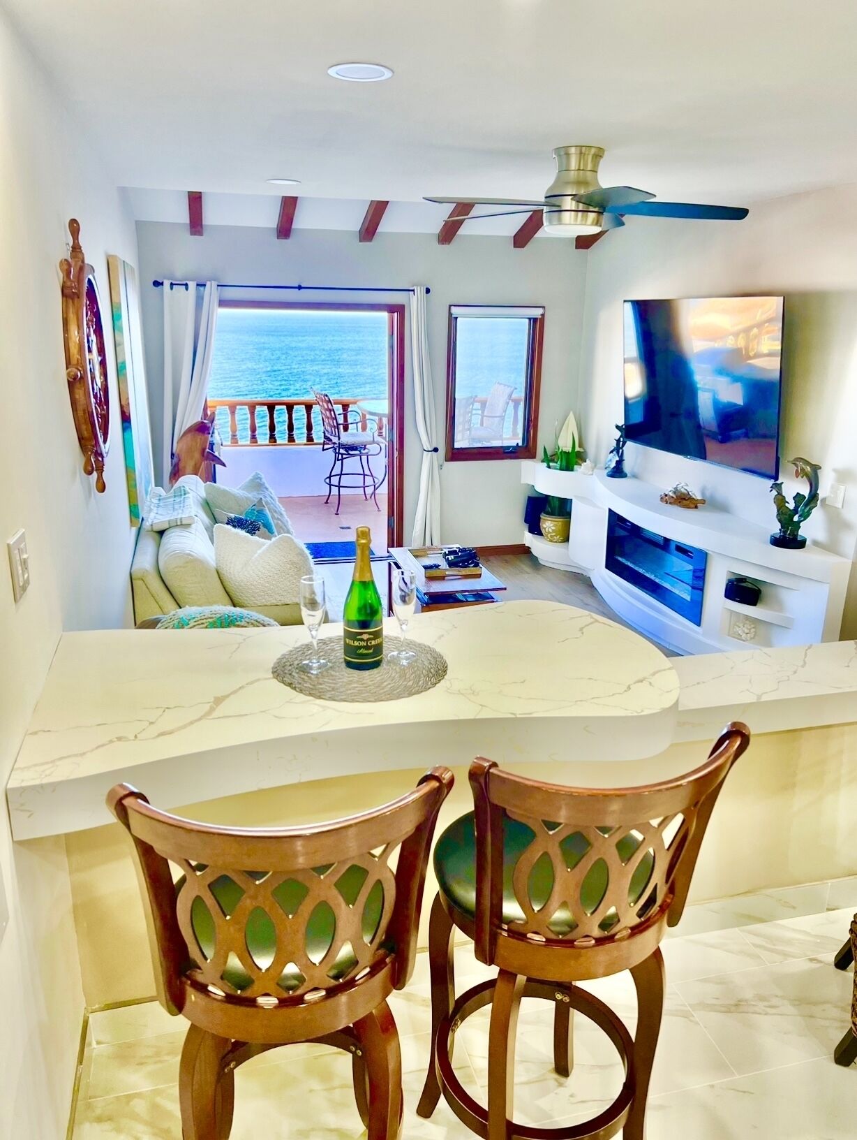 Honeymoon Cove Catalina - Avalon, CA