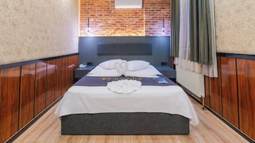 1 quarto, escrivaninha, quartos à prova de som