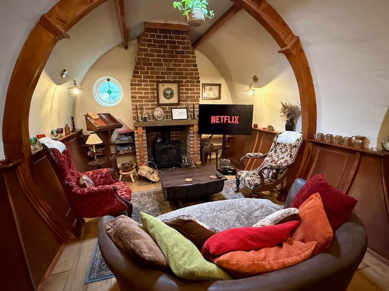 Pod Hollow - Suffolk