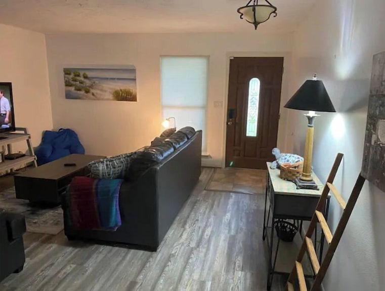 Bayou Cottage: Quaint 4 Bed House Near Nasa/kemah - University of Texas, Houston