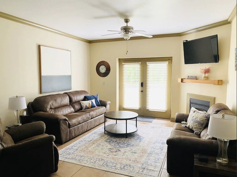 Great Pigeon Forge Location And Price! 3bd 2ba With Indoor/outdoor Pool - Pigeon Forge, TN