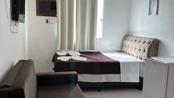 Quarto básico | 1 quarto, frigobar, roupa de cama