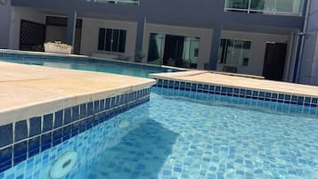 Piscina externa