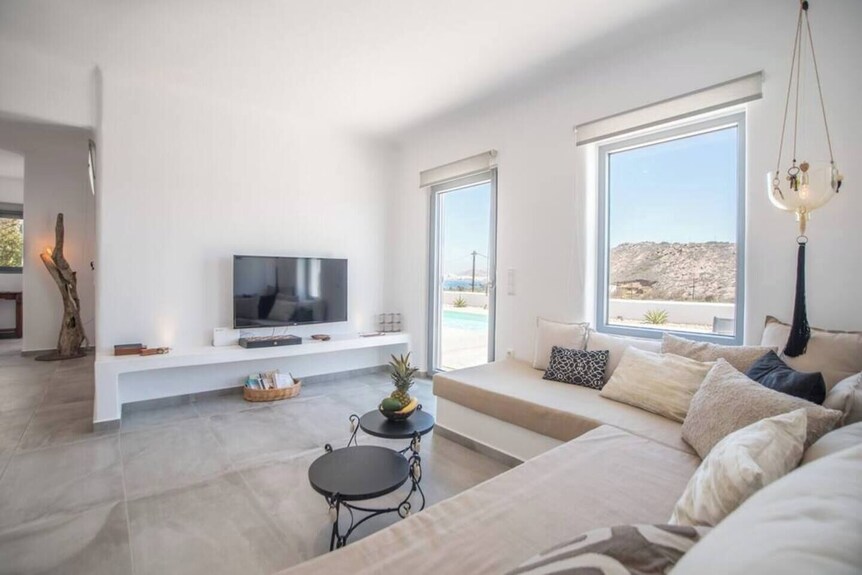 Dreamy Naxian Villa With Pool And Jacuzzi - Naxos