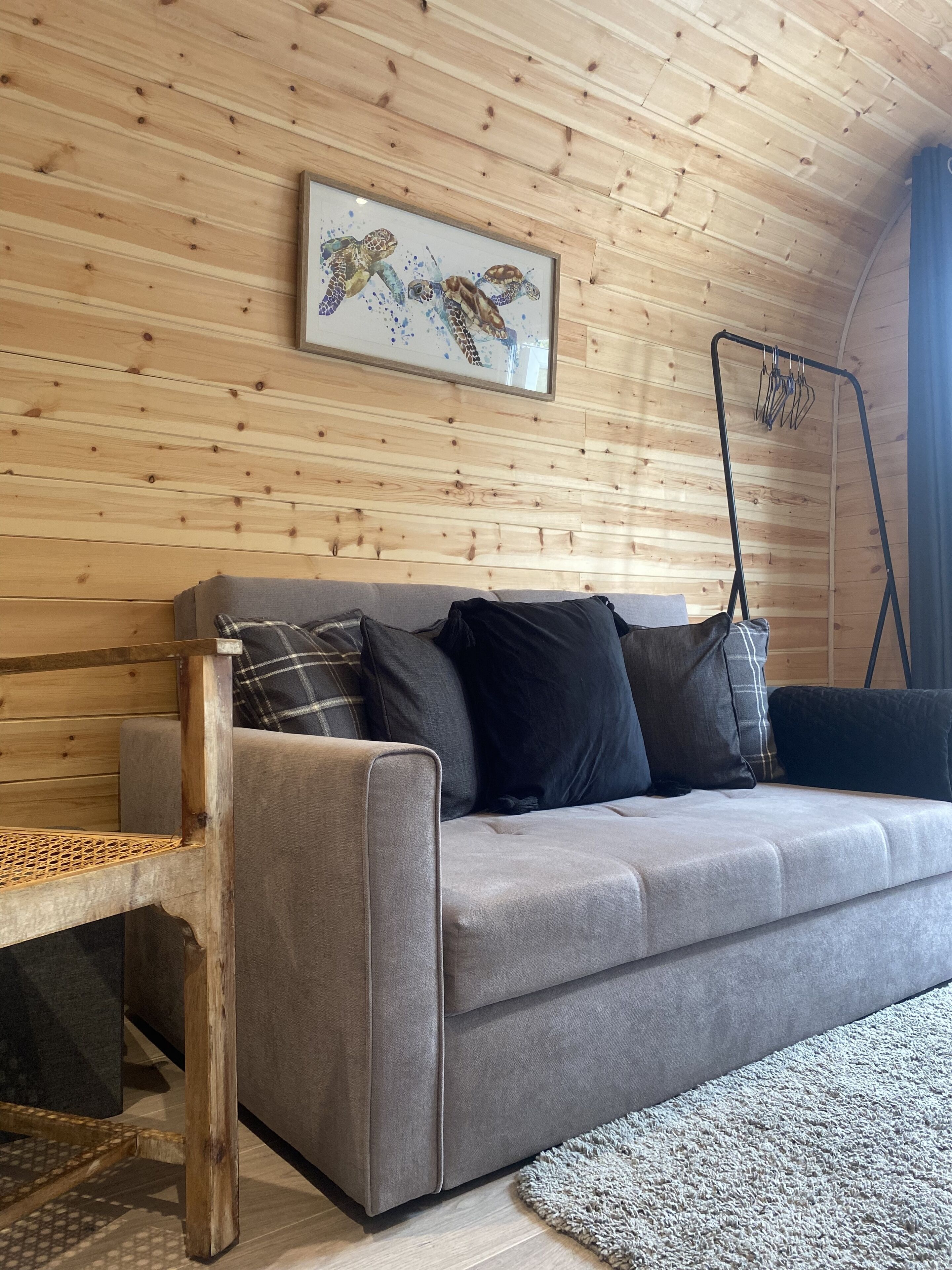 Cosy Cabin Near Tenby & Saundersfoot, Great For A Romantic Break Or To Escape - Wales