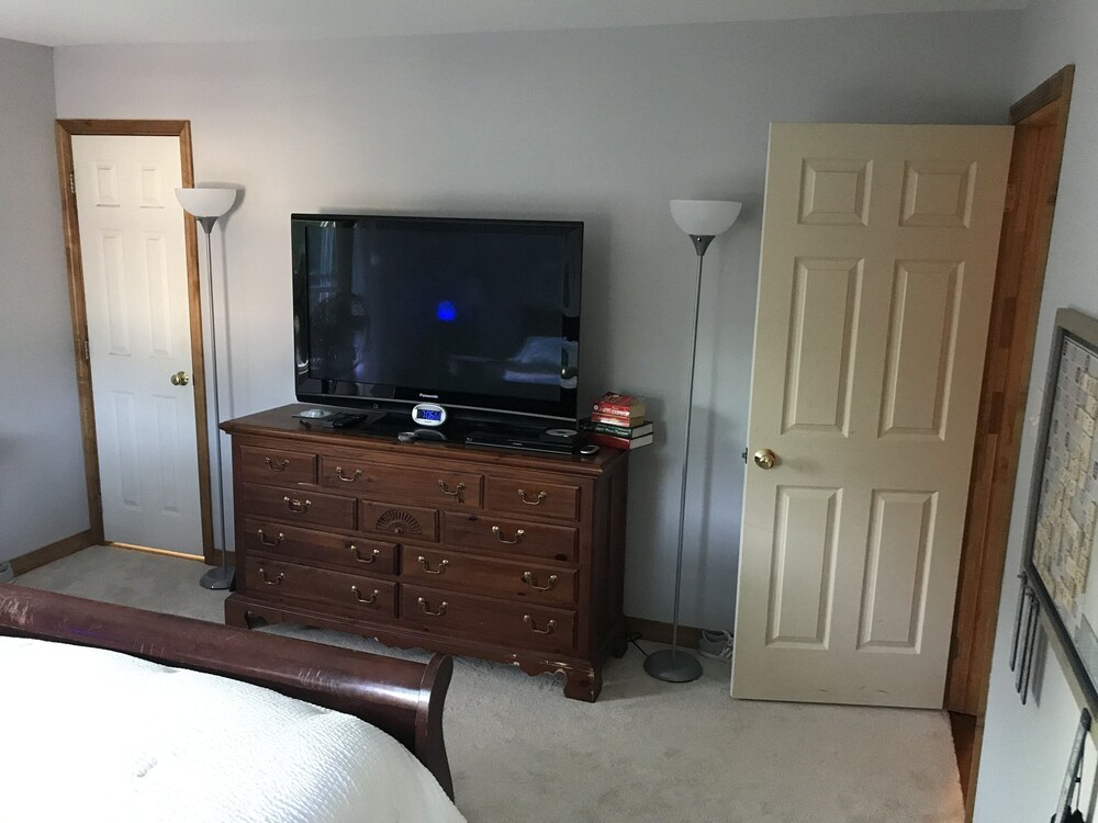 House 10 Min From Psu Quiet Neighborhood - Greenwood Furnace State Park, Huntingdon
