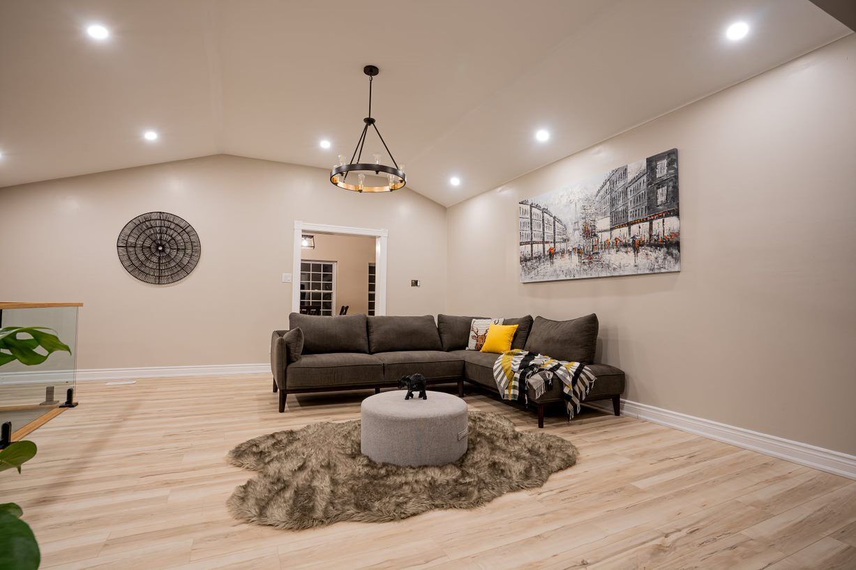 18 Acre Cozy And Relaxing Chalet With Hot Tub!! - Caledon