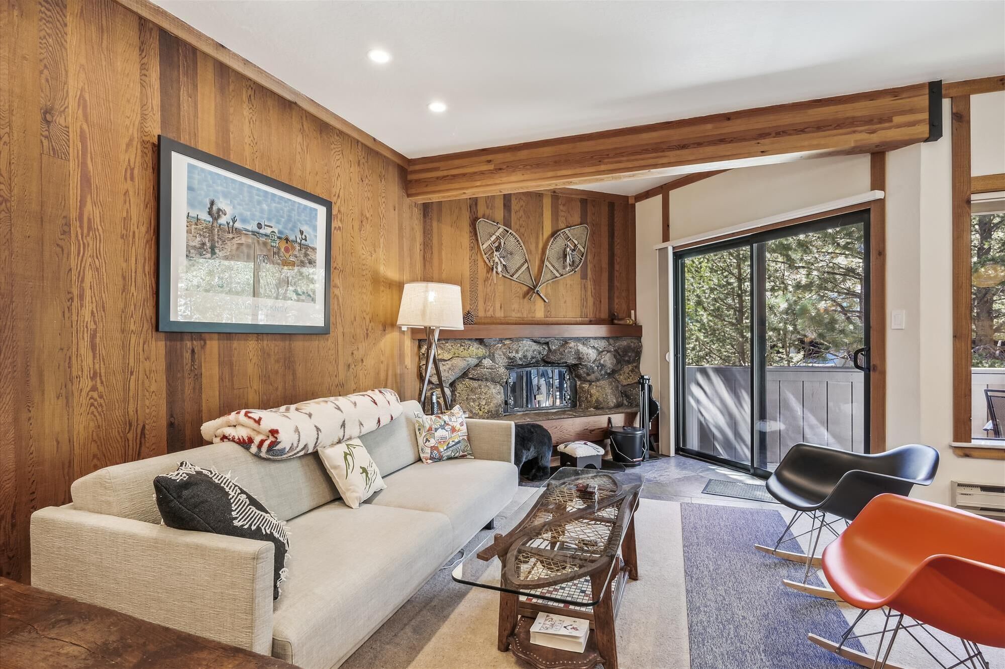 One Bedroom Walking Distance To Palisades Tahoe! - Olympic Valley, CA