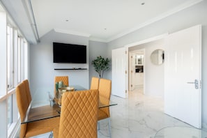 Apartamento, suíte, vista para a cidade (in Marble Arch) | Lounge