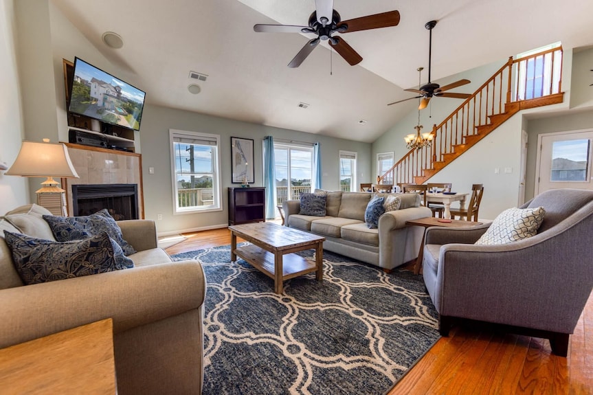 Soundview Dog Friendly W/ Pool, Hot Tub, Cargo Lift, Boat And Windsports Access - Outer Banks, NC