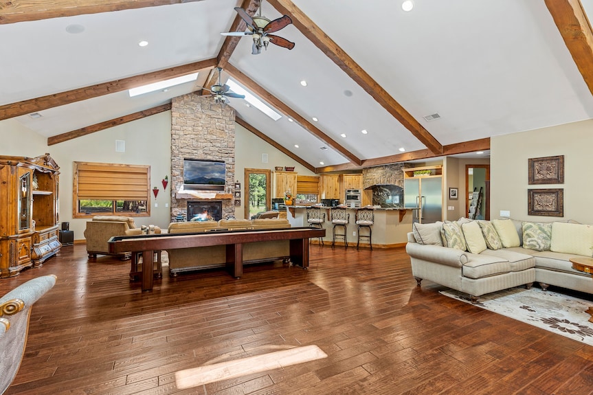 Unwind In Flagstaff's Finest Vacation Home! Don't Wait! - Flagstaff