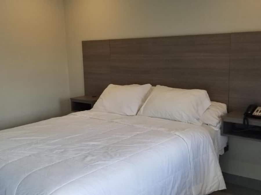 Wi-Fi de cortesia, roupa de cama