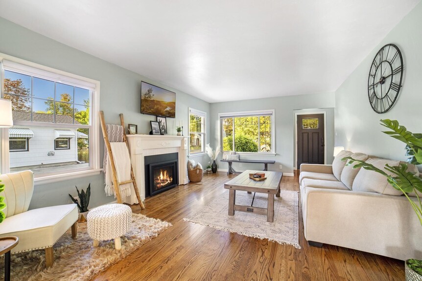 New Spacious 4br 2ba Central Twin Falls Home Sleeps 12 - Twin Falls, ID