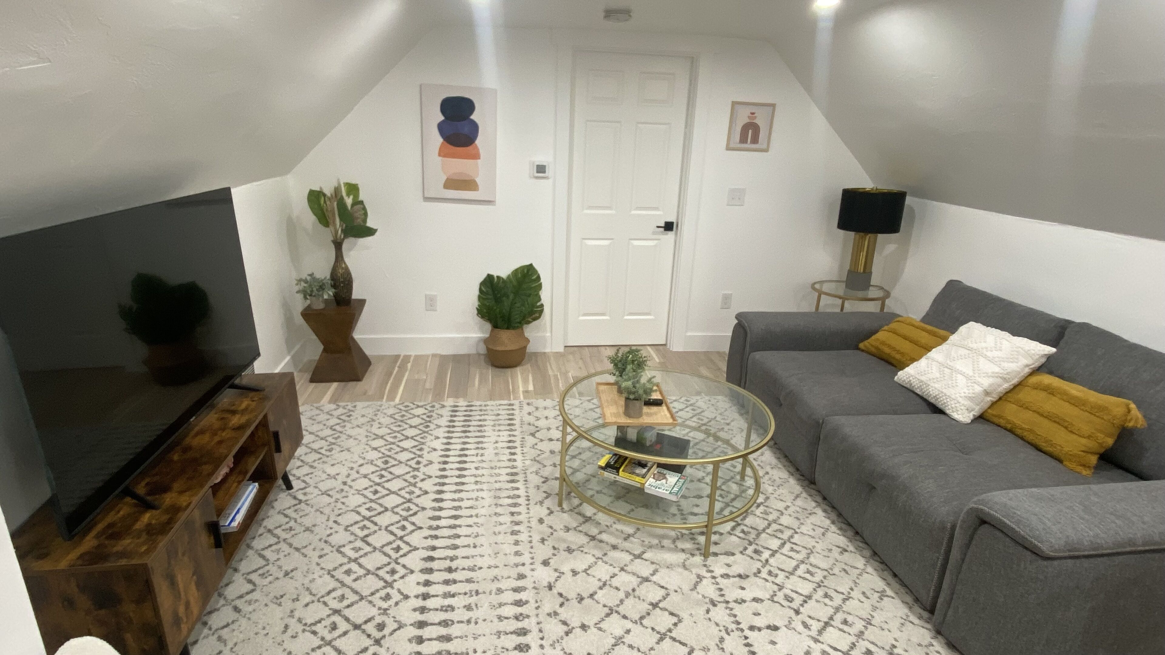 Attic Apartment In Rino/five Points. 5min Away From Train Station - 