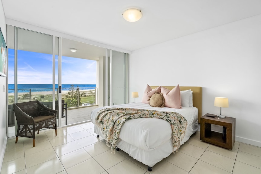 Kirra Beach 506 Pure Ocean Views - Gold Coast