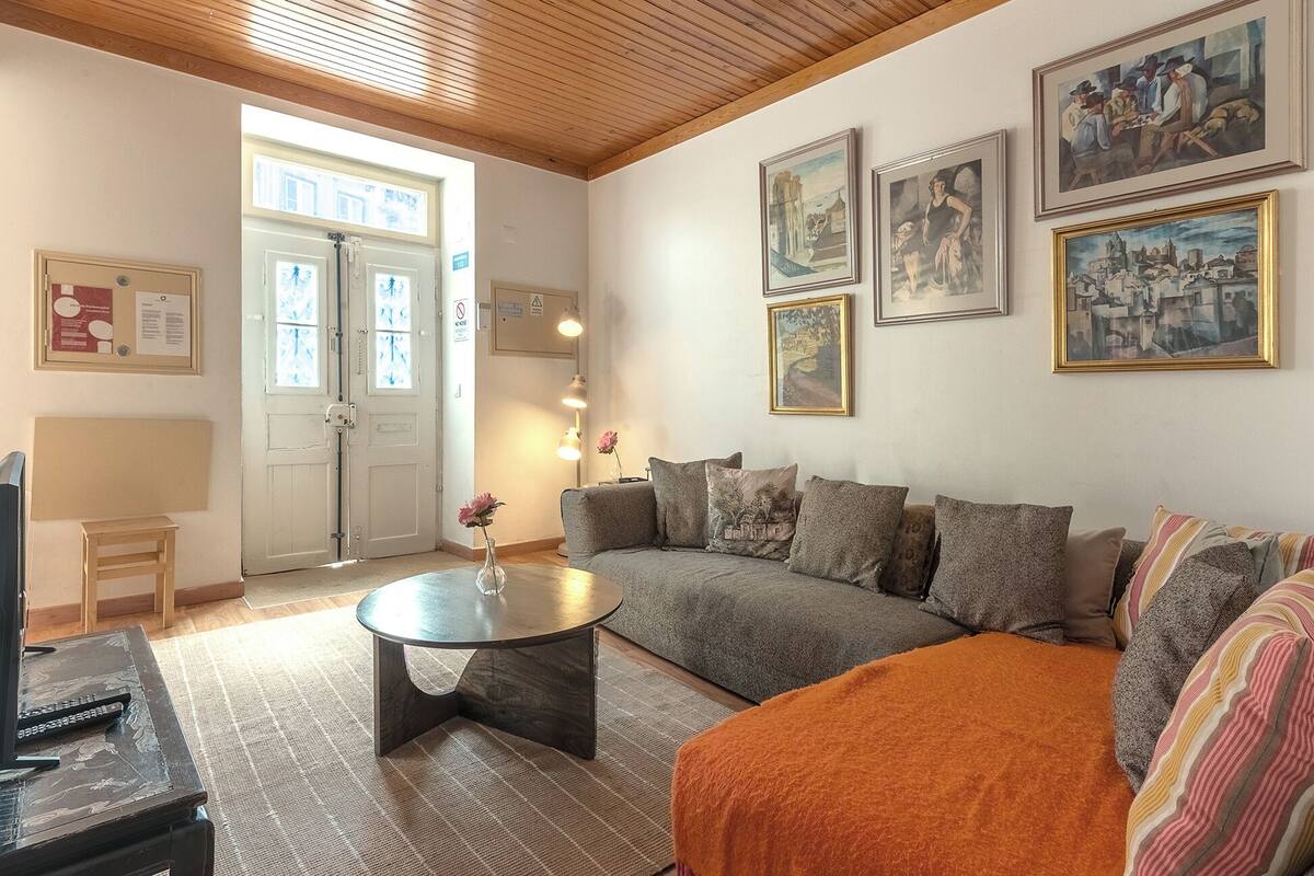 Apartamento Familiar | Sala de estar | TV de ecrã plano 