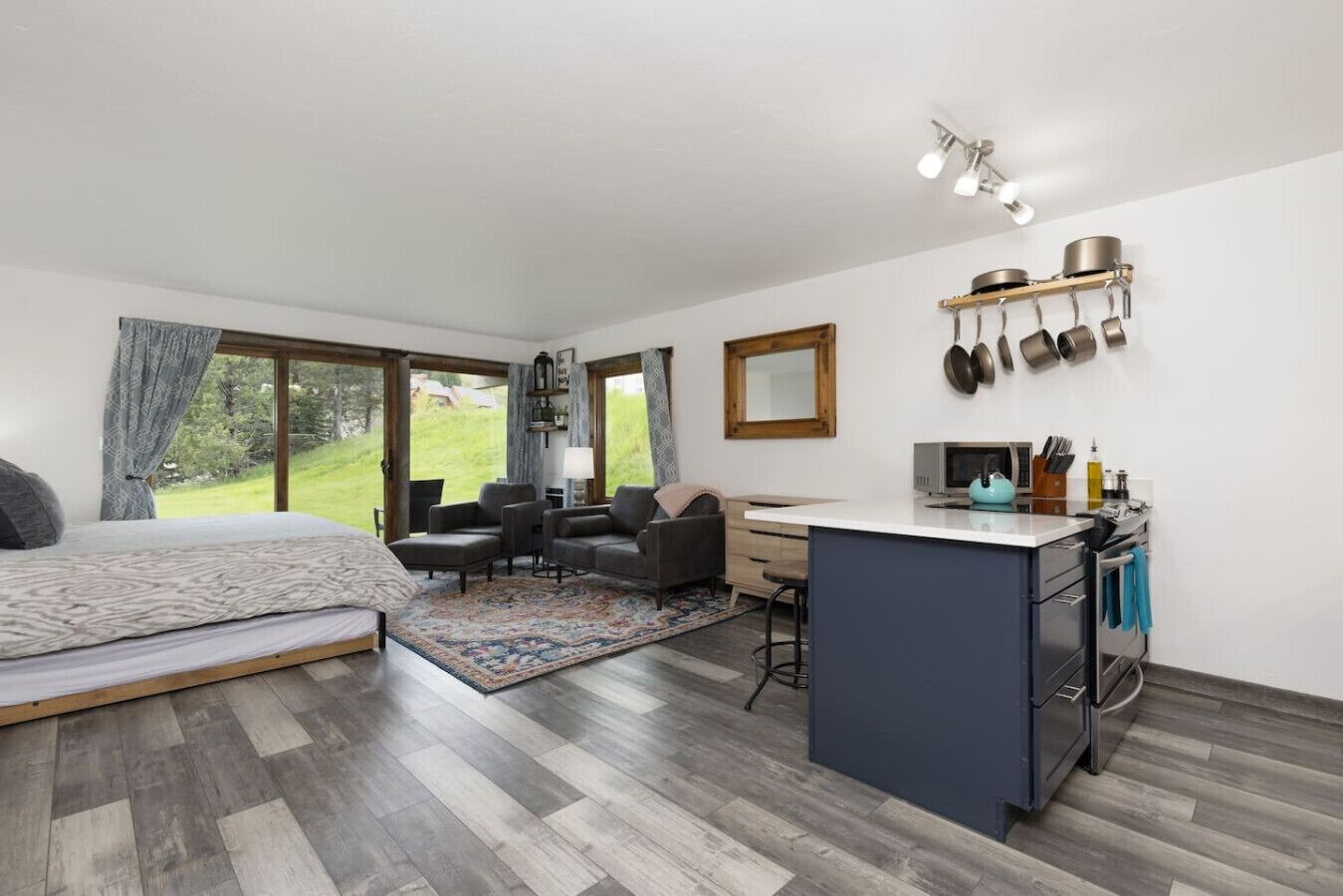 Slope-side Stillwater Studio At Resort Base Area - Big Sky, MT