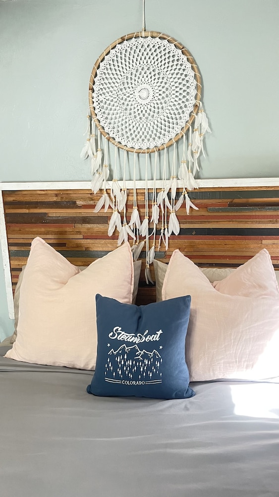 Beautiful 1 Bedroom Apartment In Downtown Steamboat Springs - Steamboat Springs, CO