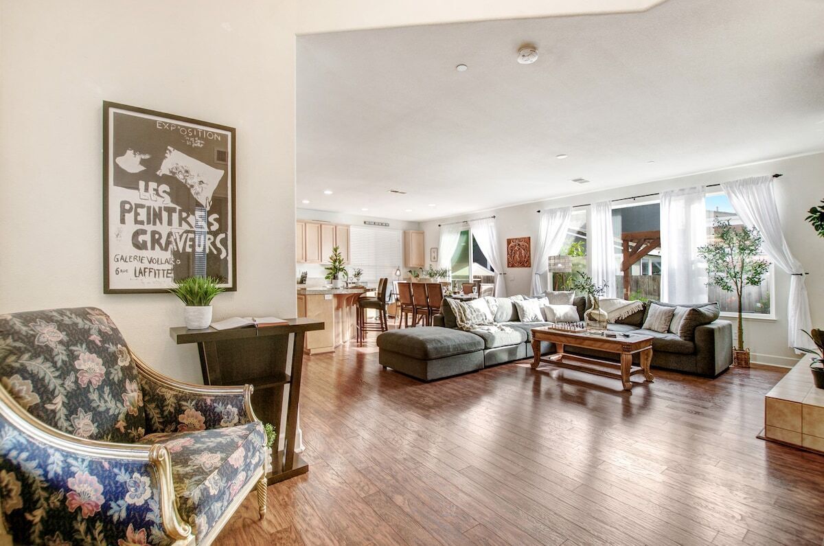 Wine Country Home Of Healdsburg Wine Maker - Healdsburg, CA