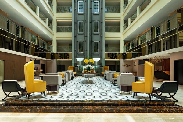 Four Points By Sheraton Production City, Dubai - Dubai