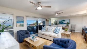 Apartamento em Condomínio Fechado, 3 quartos | Sala de estar | Smart TV