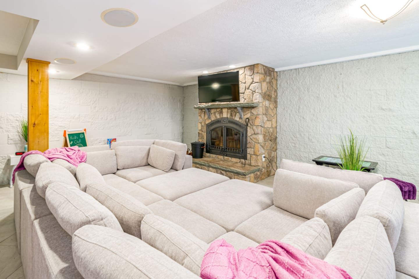 Spacious, Clean 5br W/ Heated Pool And Spa On 8 Acres In Horse & Wine Country - Marshall, VA