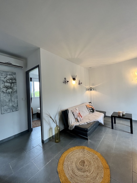 Small Quiet Residence Near The Sea - Plage De Ghisonaccia