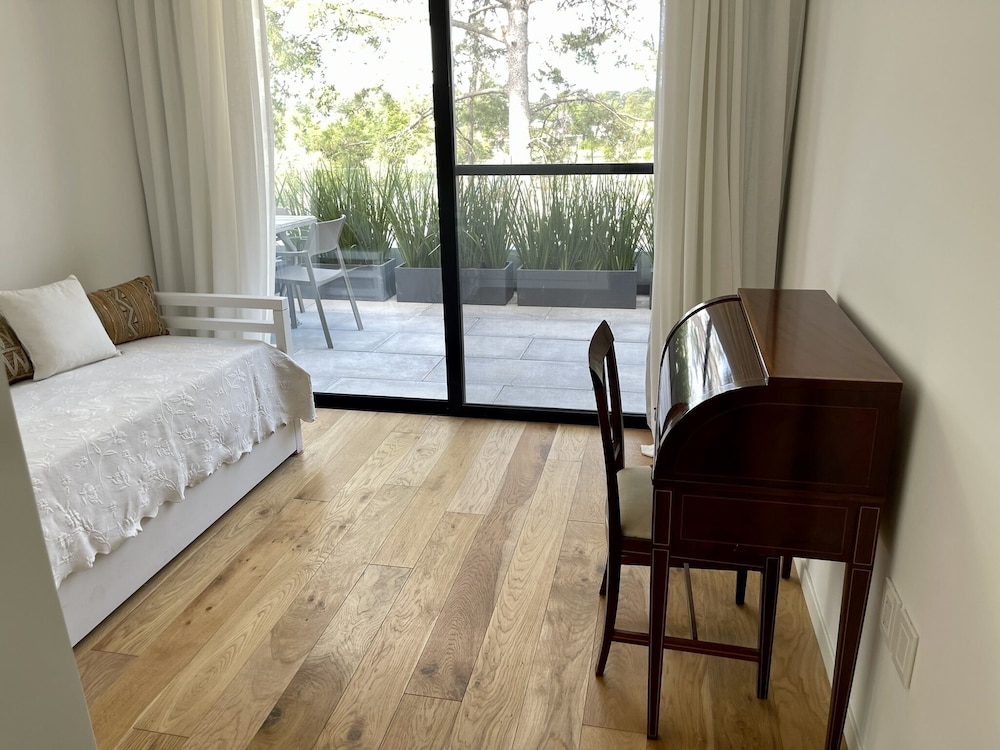Apartment Surrounded By Pines In Montevideo - Montevideo