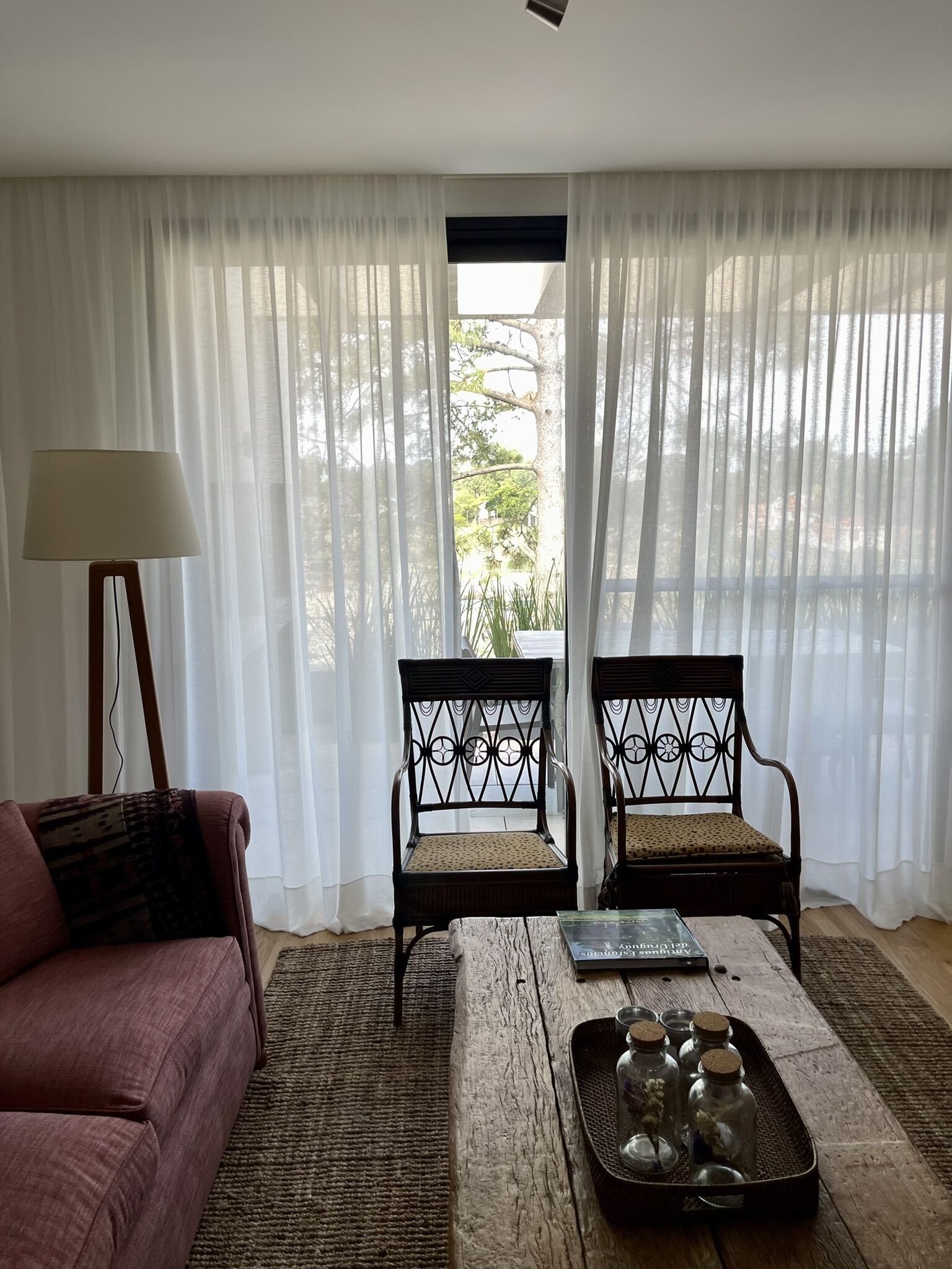 Apartment Surrounded By Pines In Montevideo - Montevidéu