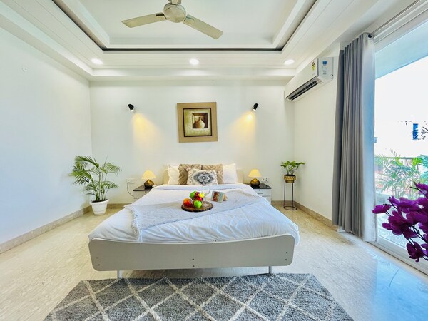Bedchambers Serviced Apartment Sector 52 - Gurugram