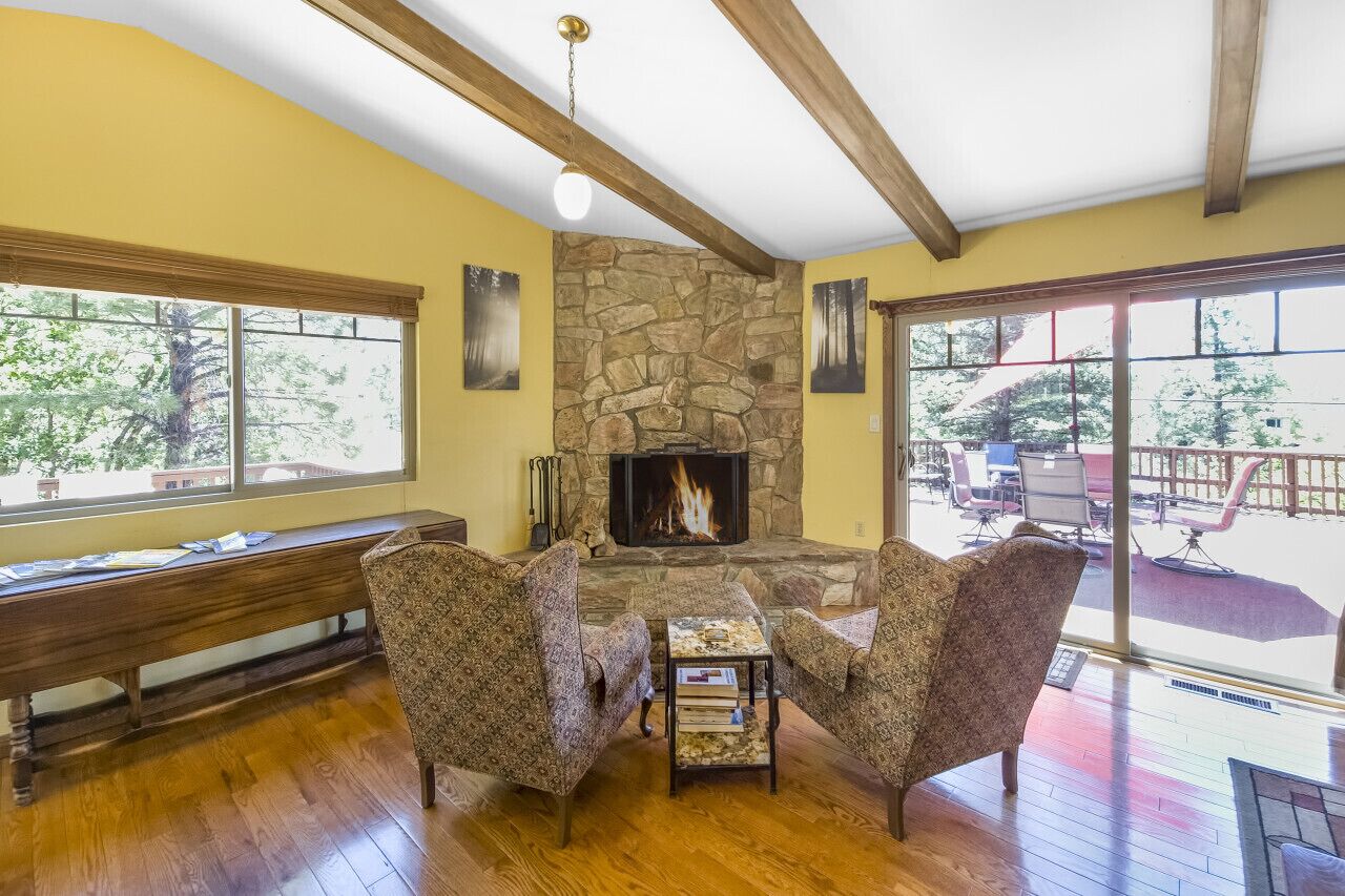 Family Mountain Home ~Fireplace ~Dogs Ok! ~Quiet - Arizona