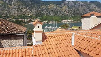 Quarto, vista para a baía | Varanda