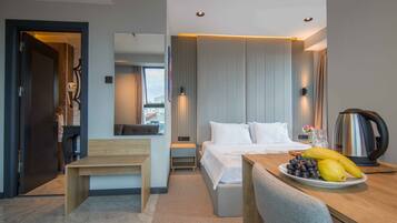 Quarto Familiar | Roupa hipoalergénica, minibar