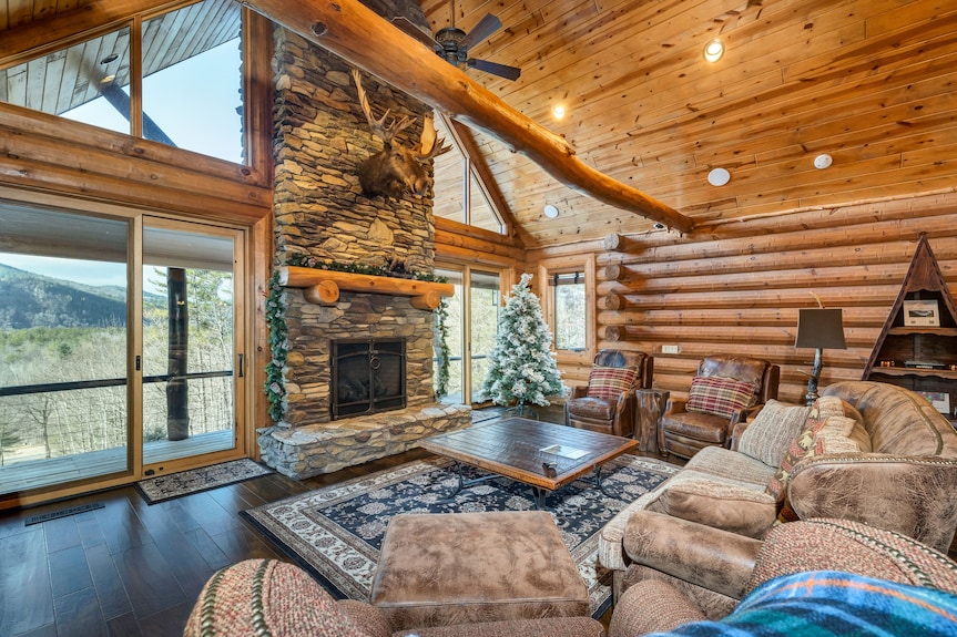 One-of-a-kind Log Home In The Heart Of The White Mountains Nh - New Hampshire (State)