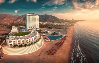 Royal M Al Aqah Beach Hotel And Resort by Gewan