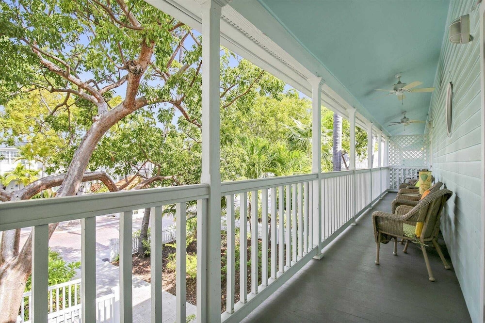 Shipyard Treasure By Avantstay | Communal Pool, Gated Community | Great Location - Key West, FL