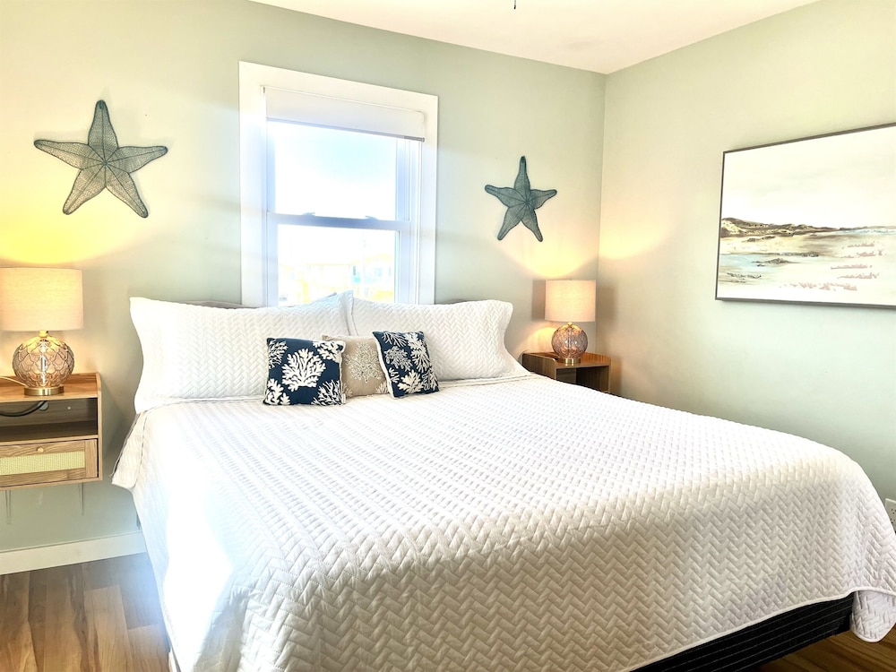 Poppy's Place Beach House - Topsail Beach, NC