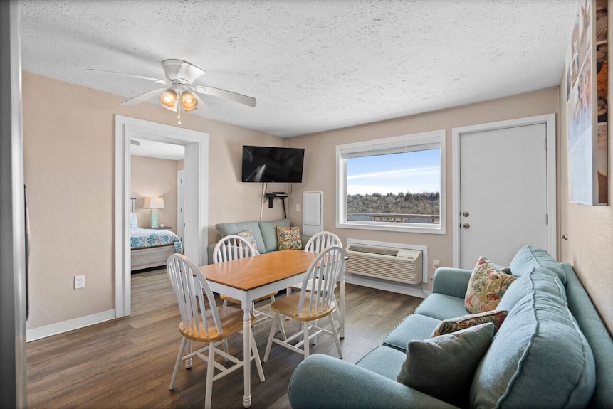 Oceanfront 1br King Ground-floor Patio Dog Friendly Blue Mist 101 - Little River, SC
