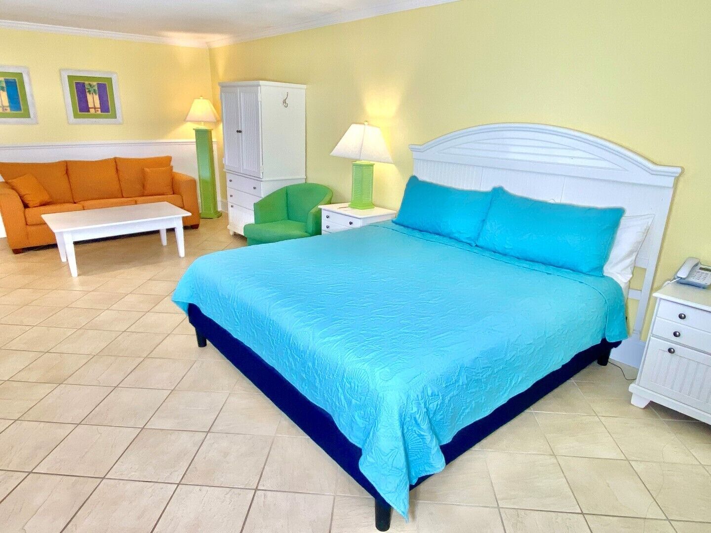 Pet-friendly, Centrally Located, 3 Blocks To Beach! Unit 205 - Pine Knoll Shores, NC