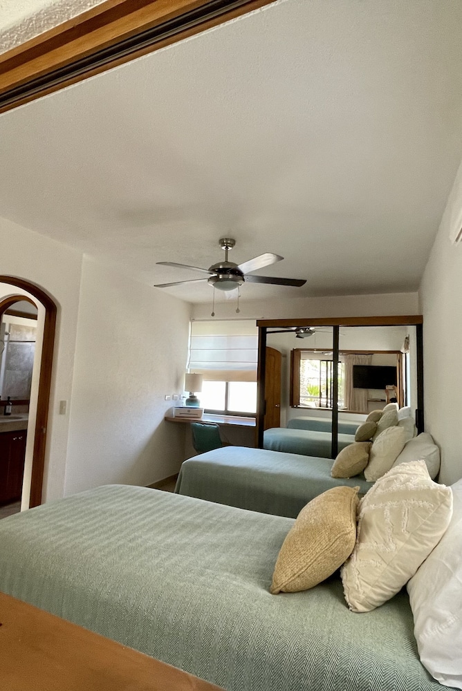 Newly Remodeled 2br 2bth Condo - San José del Cabo