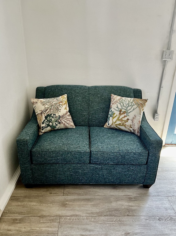 Hidden Cozy Bungalow Close To Dt, Beaches, & Base // Pet-friendly // - 拉米薩