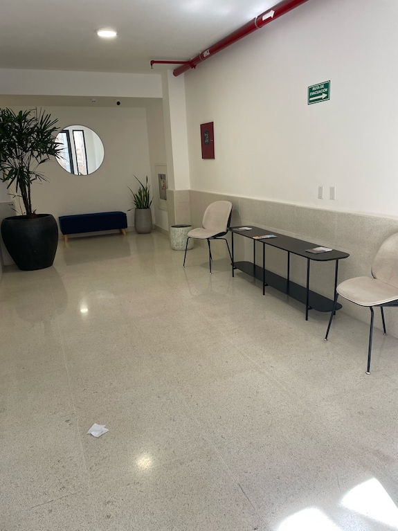 2rcondo Balcony Surrounded By History With Modern Amenities - Panama City