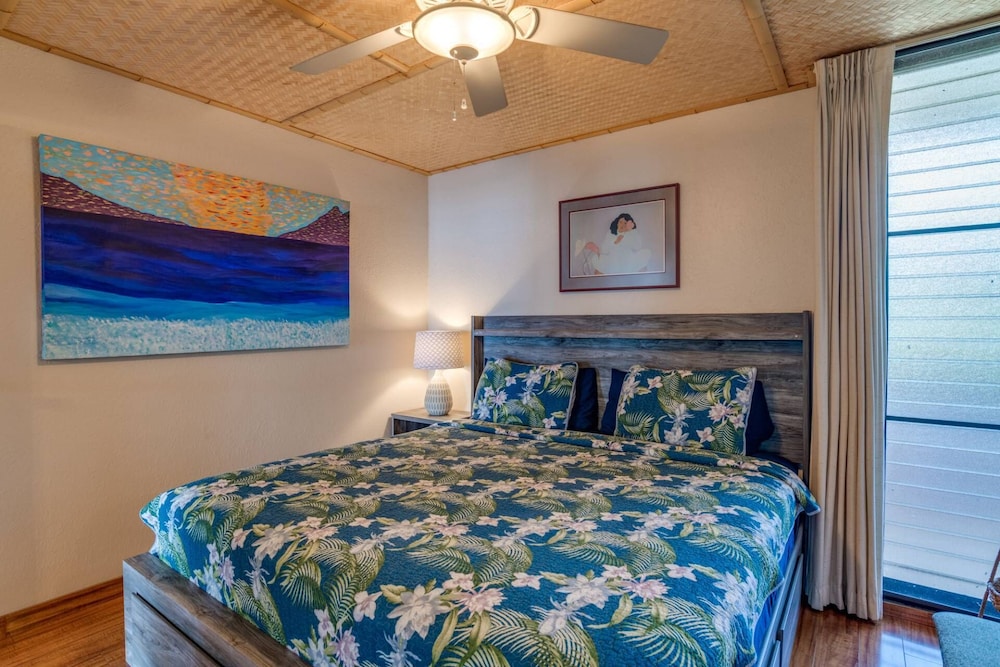Maalaea Banyans 207 - Direct Oceanfront - Walk To Sandy Sugar Beach And Enjoy Magical Maui Sunsets! - Kahului, HI
