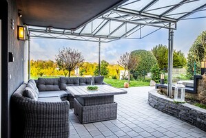 Suite Familiar, casa de banho privativa, vista para a montanha | Terraço/pátio interior