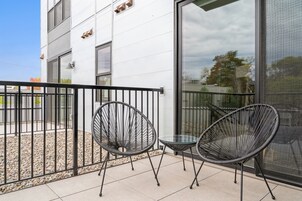 Apartamento Clássico, 1 quarto, não fumadores, varanda (Self Check-in with Virtual Front Desk) | Varanda