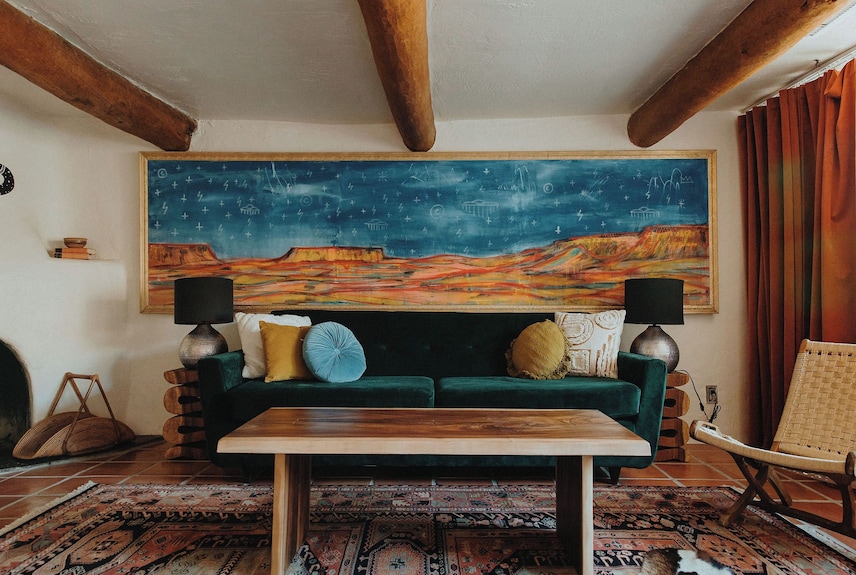 Hot Tub + Pool! Rattlesnake Suite At The Desert Compass In Old Town - Albuquerque, NM