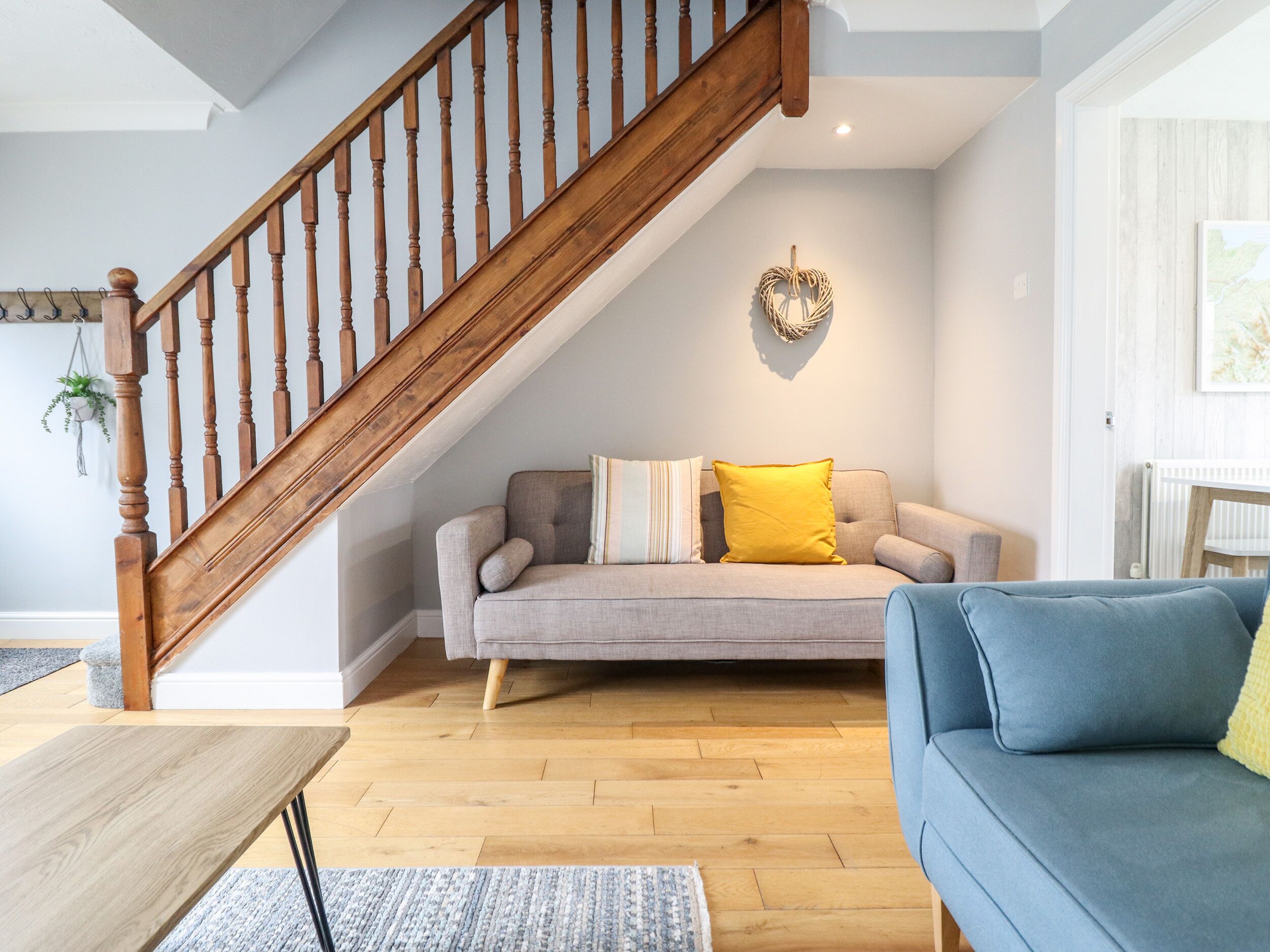 4 Plas Newydd, Family Friendly, With A Garden In Llandudno - Conwy