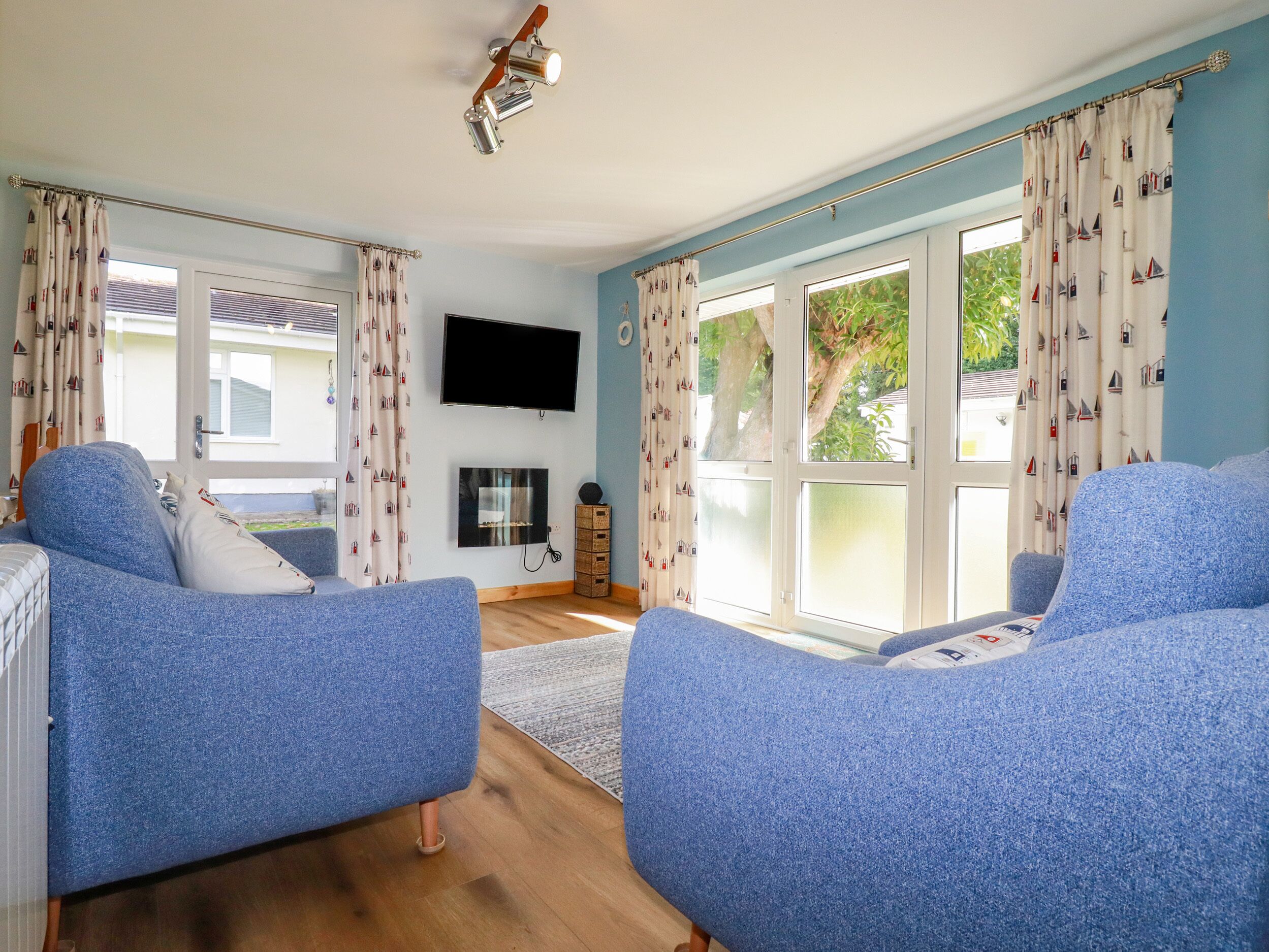 Woodside, Pet Friendly, Character Holiday Cottage In St Cleer - Devon