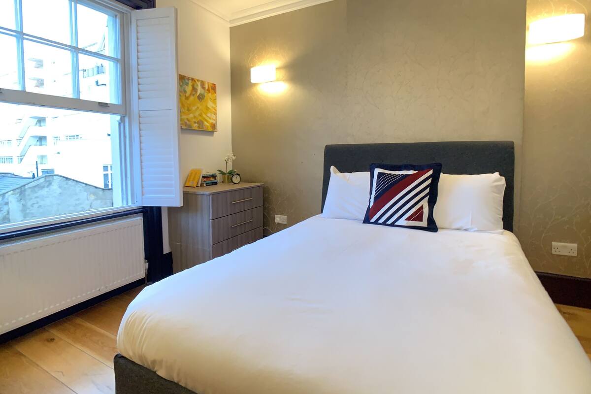Apartamento Executivo | 1 quarto, lençóis de algodão egípcio, roupa de alta qualidade 