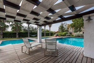 3 piscinas exteriores 